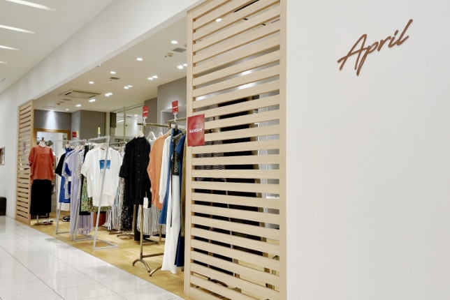 April（エイプリル） | ショップガイド | VIORO（ヴィオロ）