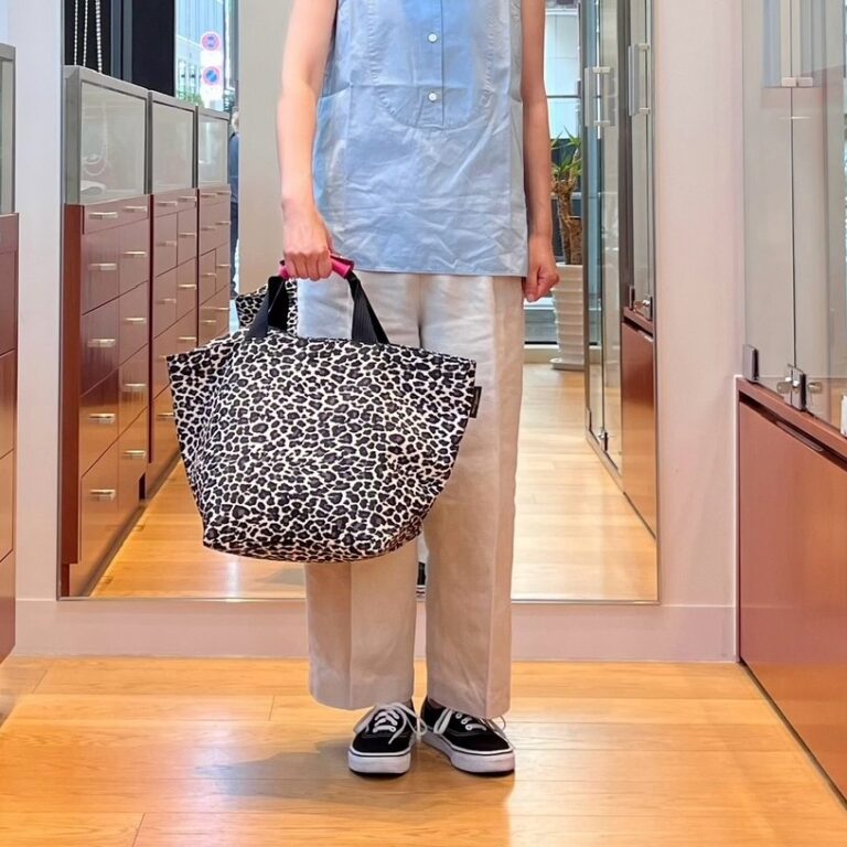 2925F (ナイロン舟型トートL ） | ショップニュース | VIORO（ヴィオロ）